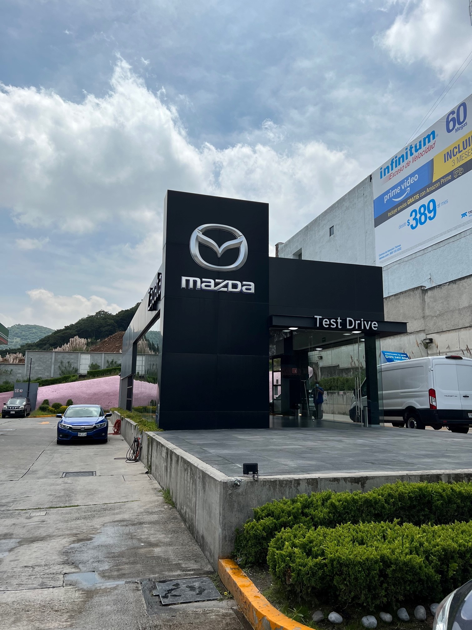 Nosotros | Historia y ubicación | Mazda Zapata Torre Norte