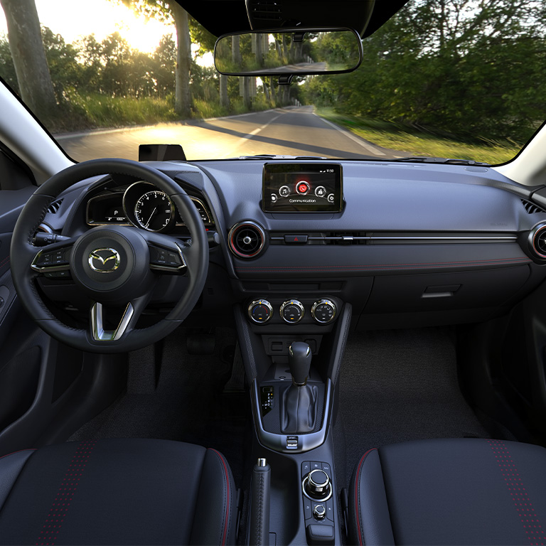 Seguridad y tecnologia | Mazda2 Sedán 2024 | Mazda México
