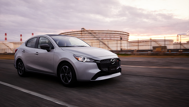 Seguridad y tecnologia | Mazda2 Sedán 2024 | Mazda México